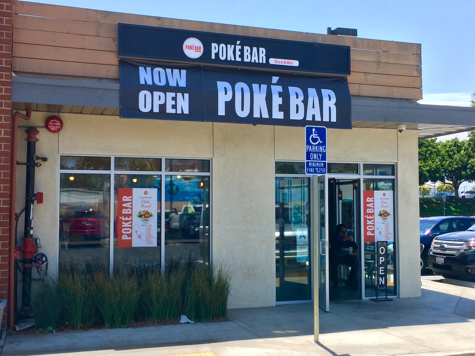 Poke Bar Opens In El Segundo | Toddrickallen